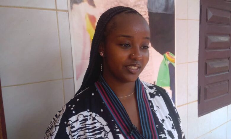 Cameroun - Hommage: La petite fille du Professeur Joseph OWONA se lâche ...